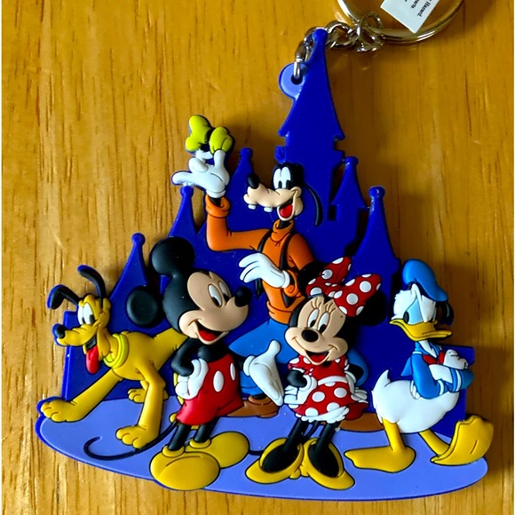 Disney | Other | Disney Parks 3d Mickey Friends Cinderella Castle ...